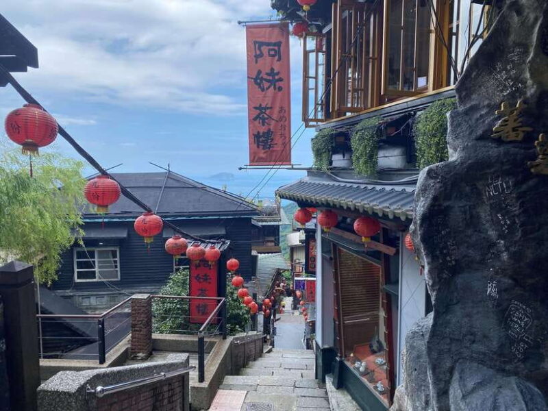 From Taipei: Yehliu, Jiufen, and Pingxi Day Tour - Key Points