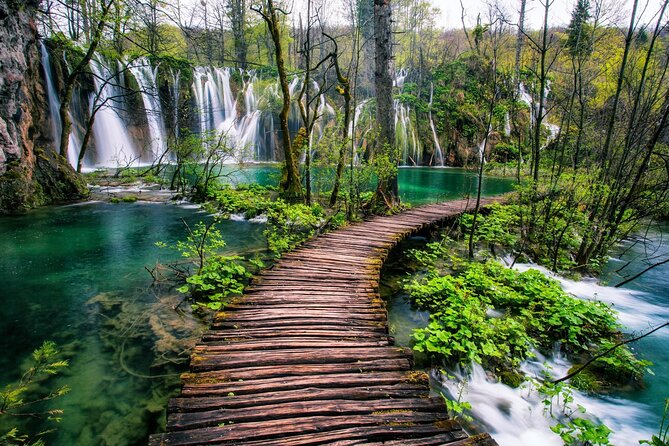 From Zadar: Plitvice Lakes with Boat Ride & Zadar Old town tour - Exploring the Zadar to Plitvice Lakes Tour: A Detailed Look