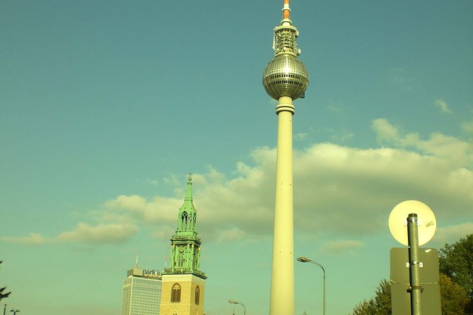 Group Walking Tour (1-20 people): 3 Hours Old-town, Brandenburg Gate and more... - Introduction