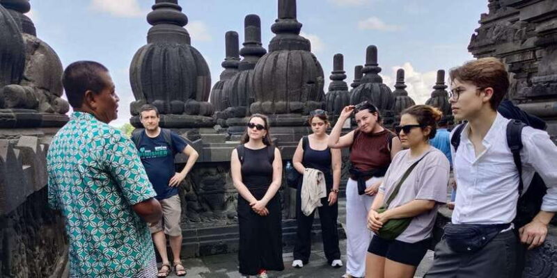 Guarantee Borobudur Temple Structure & Prambanan Temple. - Key Points