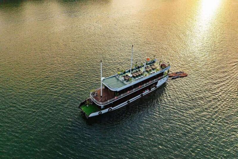 HA NOI : Private boat (5 cabins) Lan Ha bay -Ha Long bay - Key Points