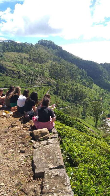 Haputale:Glorious Tuk Tuk Ride to Lipton'sSeat & Tea Factory - Key Points: