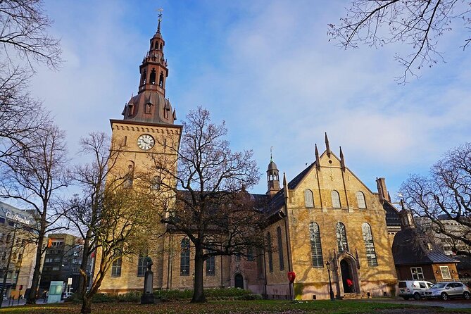 Historic Oslo: Exclusive Private Tour with a Local Expert - Key Points