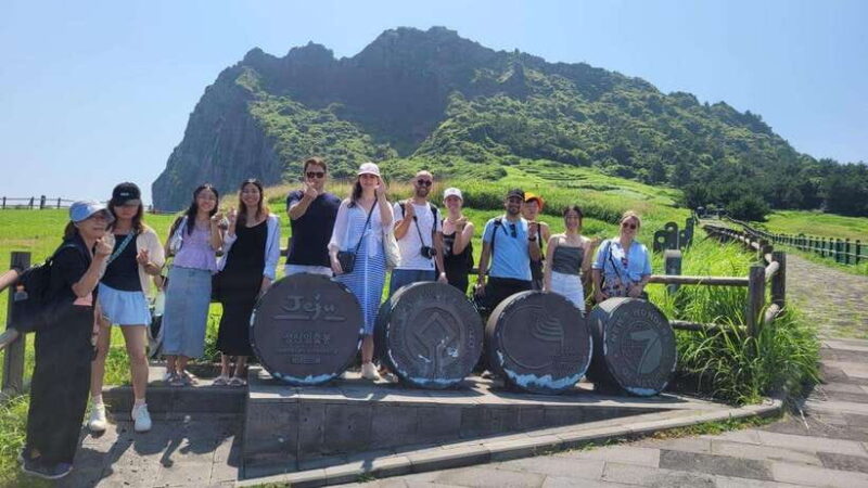 Jeju Eastern Highlight Tour with Women divers show - Key Points