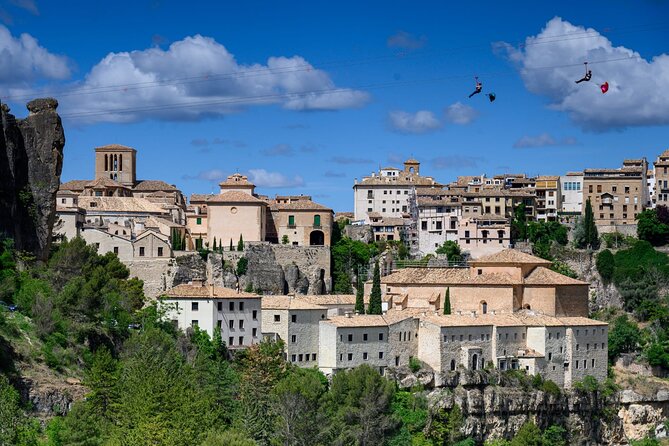 Jumping in Zipline with Unique Views of Cuenca - Key Points