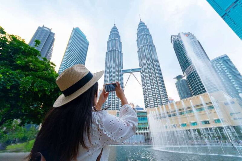Kuala Lumpur Full-Day Sightseeing Tour with Batu Caves - Key Points