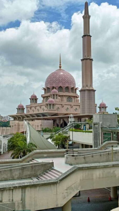 Kuala Lumpur: Putrajaya Tour with Hotel Pickup - Discovering Putrajaya: A Practical Guide to the Malaysian Administrative Capital Tour
