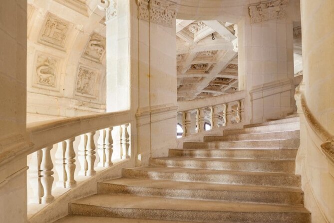 LOIRE VALLEY : Int'l Garden Festival at CHAUMONT + the king castle of CHAMBORD - Unlocking the Loire Valley: A Day of Château and Garden Delights