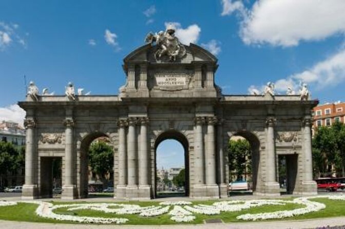 Madrid Evening Walking Tour and optional Flamenco Show - Introduction