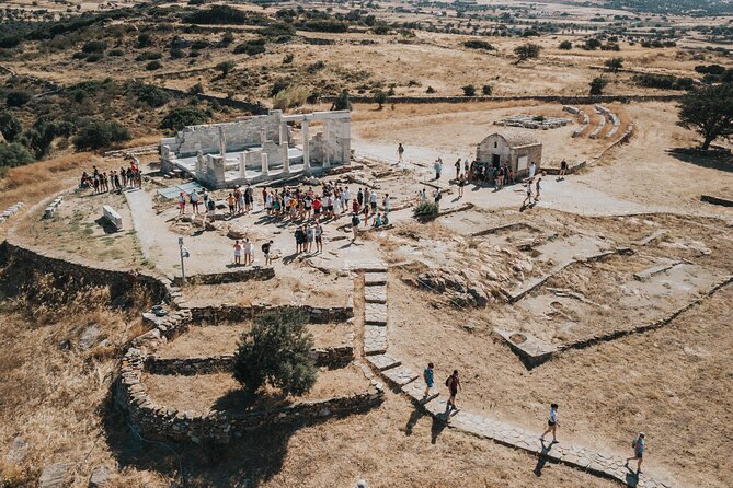 Naxos Highlights Bus Tour with Free Time for Lunch at Apeiranthos - Key Points