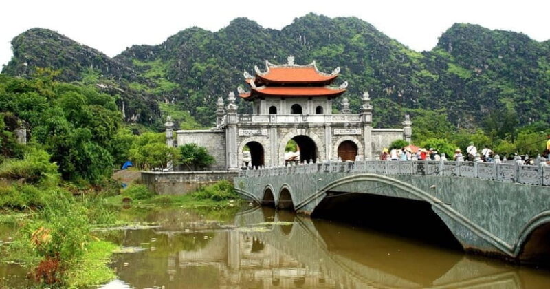 Ninh Binh: Hoa Lu- Trang An- Mua Cave Small Group Daily Tour - Key Points
