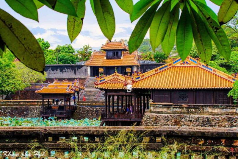 Official Hue: Dragon Boat, Imperial Citadel, & Market tour - Key Points
