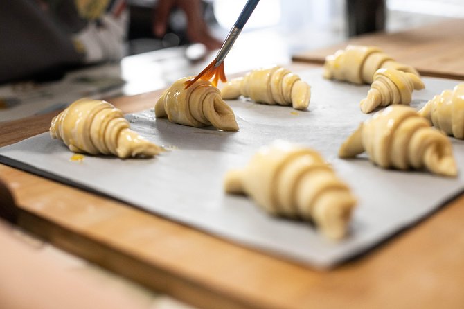 Ohlala Croissants in Paris! - Key Points
