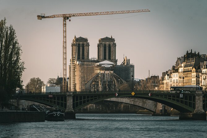 Paris Latin quarter: Private walking tour with a local guide - Discovering the Latin Quarter: A Balance of History and Local Life