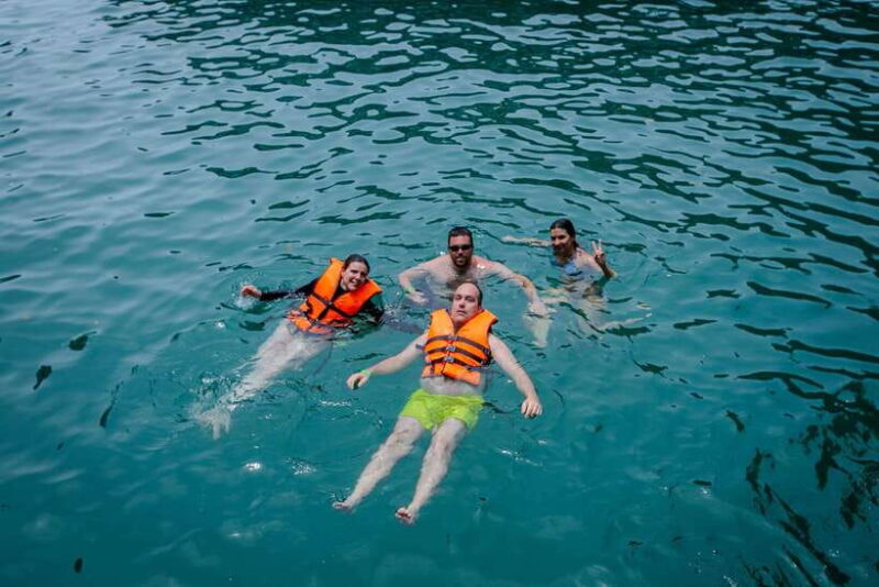 Phi Phi : Golden hour with premium traditional Thai boat - Key Points