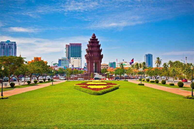 Phnom Penh: Full-Day Tour with All Admission Tickets - Key Points