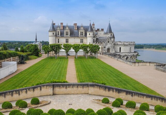 Photography tour of Château Amboise - What Makes This Tour Stand Out?
