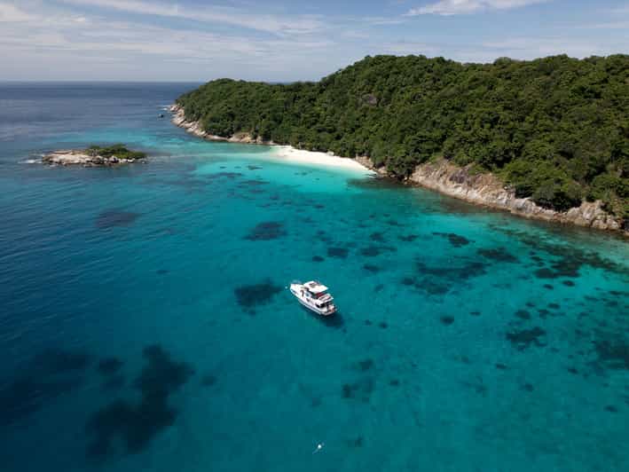 Phuket: Private Fishing Trip on a comfortable boat - Key Points