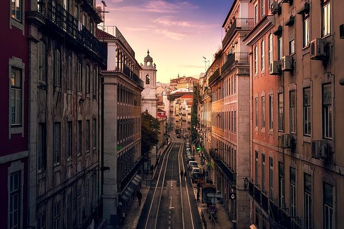 Private 4-hour city tour of Lisbon with driver & official guide w/ Hotel pick up - A Practical Overview of the Lisbon Private Tour