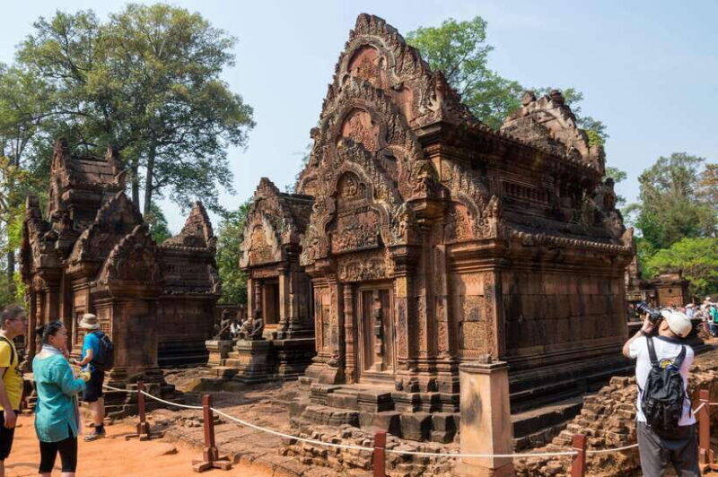 Private Banteay Srei and Grand Tour Leading by expert guide - An In-Depth Look at the Private Banteay Srei and Grand Tour