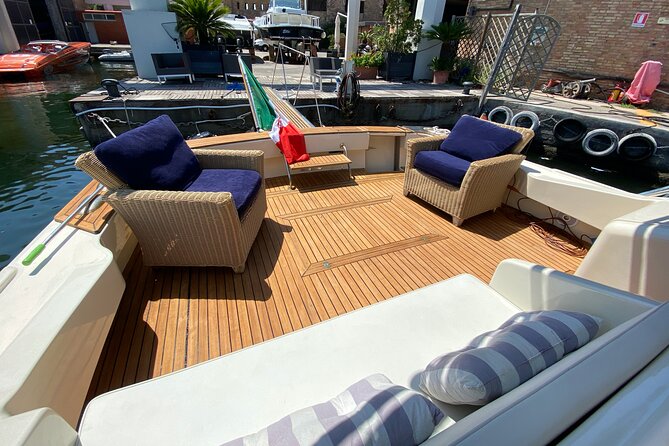 Private Boat Tour from Naples to Capri Onboard Tornado 50 - Discover the Private Boat Tour from Naples to Capri aboard Tornado 50