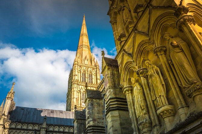 Private Day Tour from Bath to Stonehenge and Salisbury with Pickup - A Detailed Look at the Tour