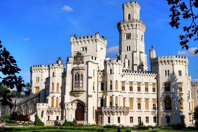 Private day trip from Prague to Konopit castle and Hluboka Castle - Key Points