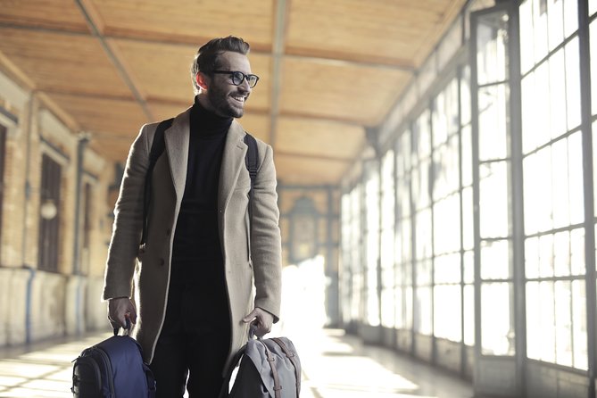 Private Glasgow Arrival Transfer - Airport to Hotel / Accommodation - The Experience in Detail