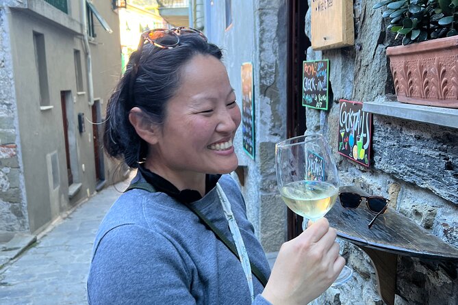 Private Guided Hiking Cinque Terre Day From Florence - Key Points