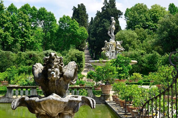 PRIVATE Guided tour: BOBOLI Gardens of the Royal Palace and Hidden Messages - Key Points