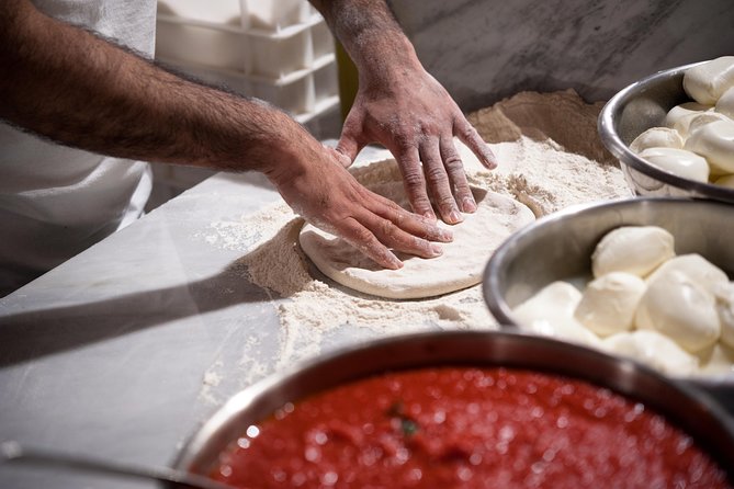 Private Pizza & Tiramisu Class at a Cesarina's home with tasting in Pompei - A Closer Look at the Private Pizza & Tiramisu Class in Pompeii