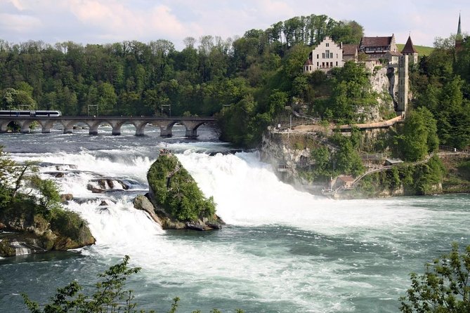 Private Rhine Falls Half Day Tour with a Local from Zurich - Starting in Zurich: The Perfect Launchpad