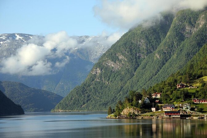 Private tour - Hardangerfjord, Voss Gondola & 4 Great Waterfalls - Exploring Norway’s Hidden Gems: A Detailed Look at the Private Hardangerfjord, Voss Gondola & Waterfalls Tour