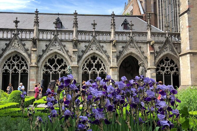 Private tour: Your Own Utrecht - mysteries and treasures - Starting Point: Utrecht Centraal Station