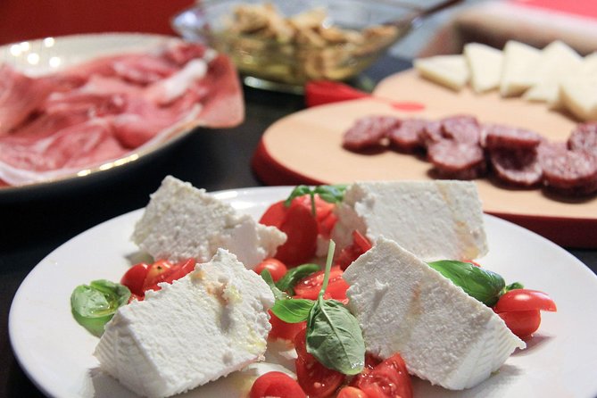 Private Traditional Cooking Demo with Massimo in Rome - Key Points