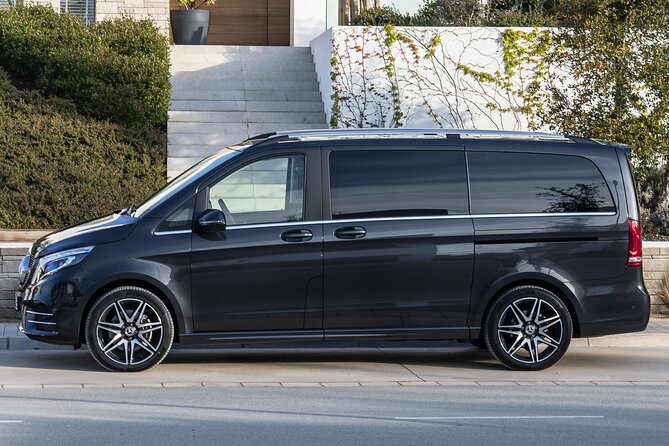 Private Transfer: Port of LYON to Lyon Airport LYS in Luxury Van - Introduction: A Smooth Transition from Lyon Port to the Airport