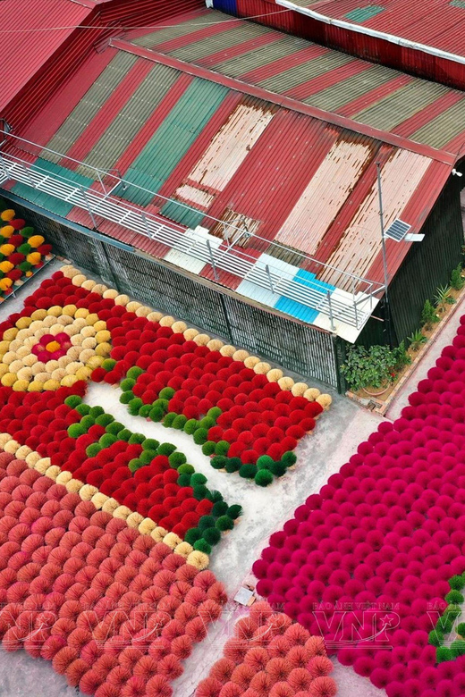 Quang Phu Cau Incense /Hat Village With Train Street 1/2 Day - Quang Phu Cau Incense /Hat Village With Train Street 1/2 Day: An Authentic Journey into Vietnamese Art and Life