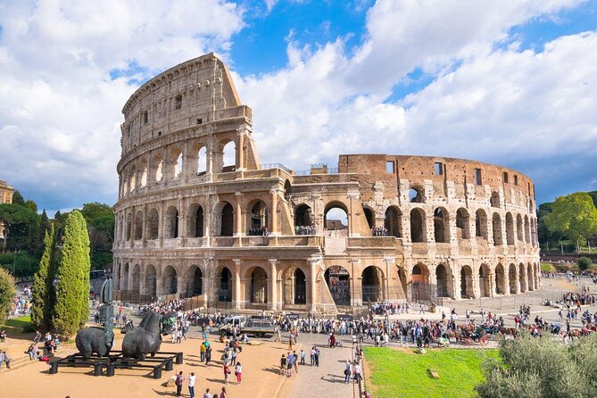 Rome Vespa Tour with Professional Photographer - Key Points