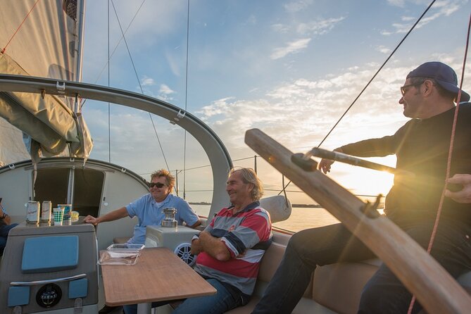 Sea trip in a fast and comfortable sailboat in Leucate: privatization 1/2d - An Introduction to the Experience