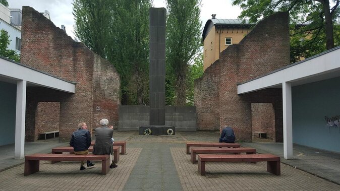 Self-Guided Audio Tour Holocaust Series: The Jewish Quarter - Exploring the Holocaust Series: The Jewish Quarter in Amsterdam