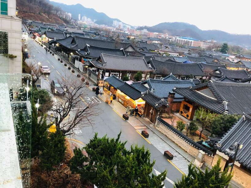 Seoul: Donghaksa Cherry Blossom and Jeonju Hanok Day Tour - Key Points
