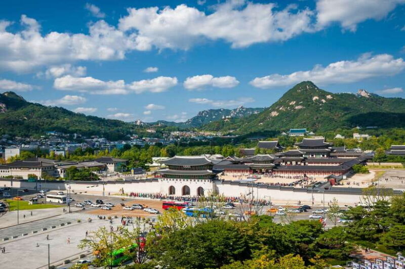 Seoul: Private Car Charter Tour with Professional Guide - Exploring Seoul with a Private Car and Guide: A Practical Review