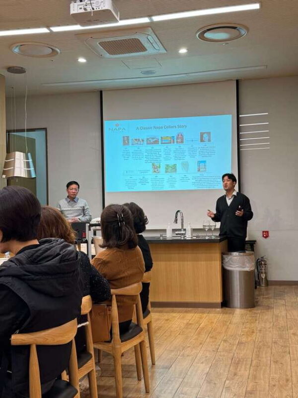 Seoul: [Wine & K-BBQ] A Perfect Pairing Dinner in Sinchon - Introduction