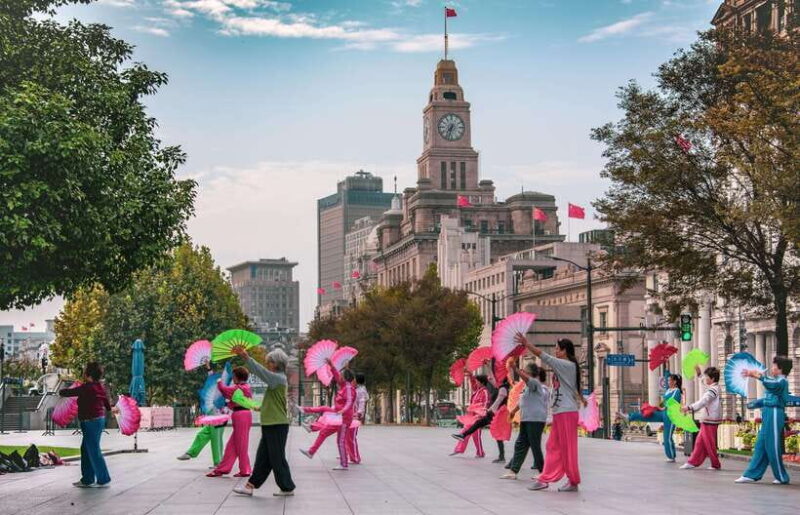 Shanghai Highlights Walking Tour With A Real Local-Tip Based - Key Points