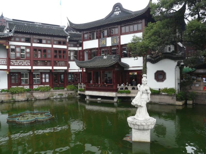 Shanghai: Like a Local Customized Guided Tour - Key Points