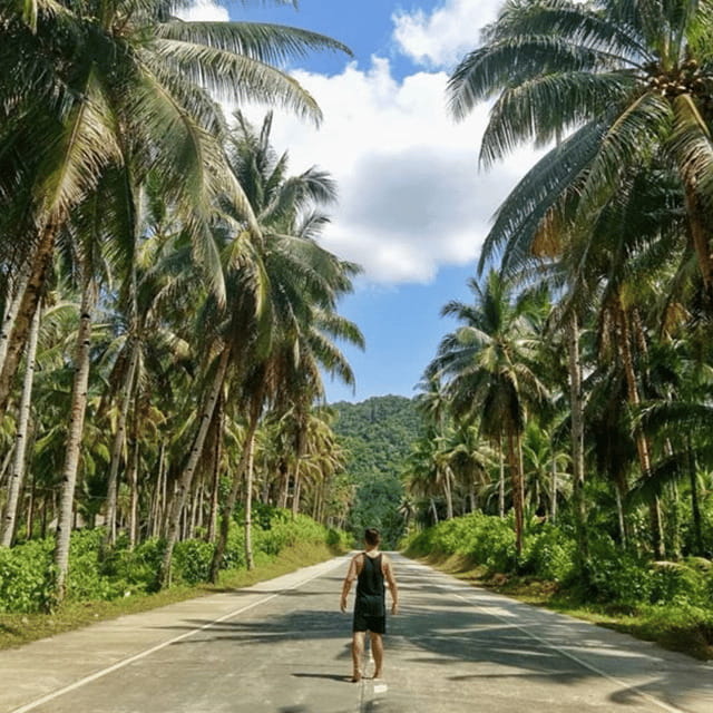 Siargao: Land Tour with a Boodle Fight Lunch - Key Points