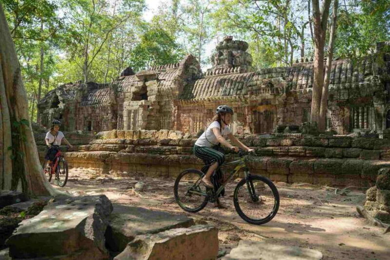 Siem Reap: Angkor Temples Off-Track Bicycle Tour - Key Points