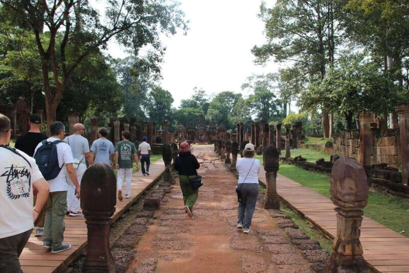 Siem Reap: Banteay Srei and Kbal Spean Day Trip - Key Points
