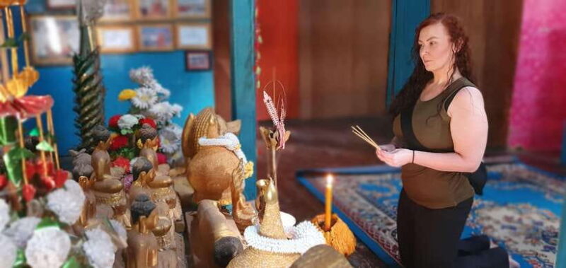 Siem Reap Cambodian Buddhist Water Blessing and Local Market - Key Points