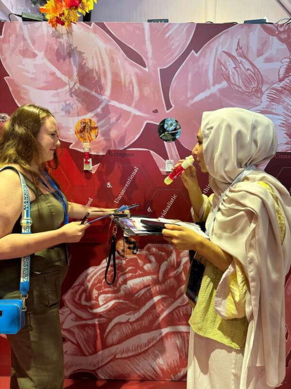 Singapore: Scent Crafting Workshop with Rainforest Orchids - Key Points